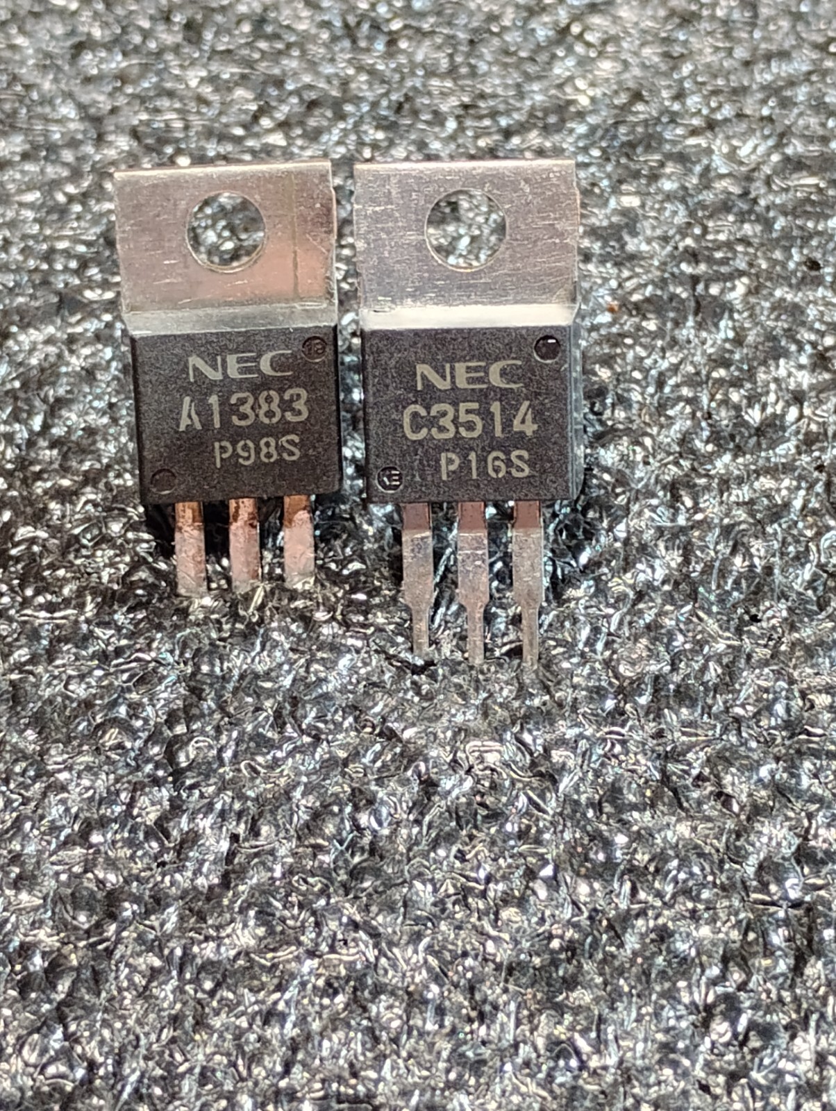 2SA1383 & 2SC3514 NEC Transistors matched to within 1.08% Tolerance of ...