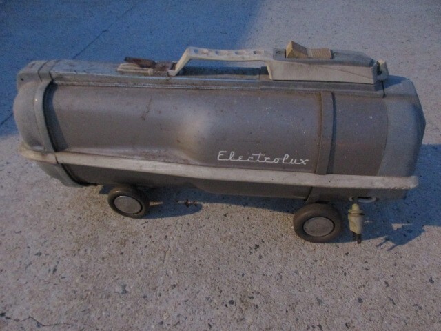 Vintage Electrolux Model G Automatic Canister Vacuum w/Hose | eBay