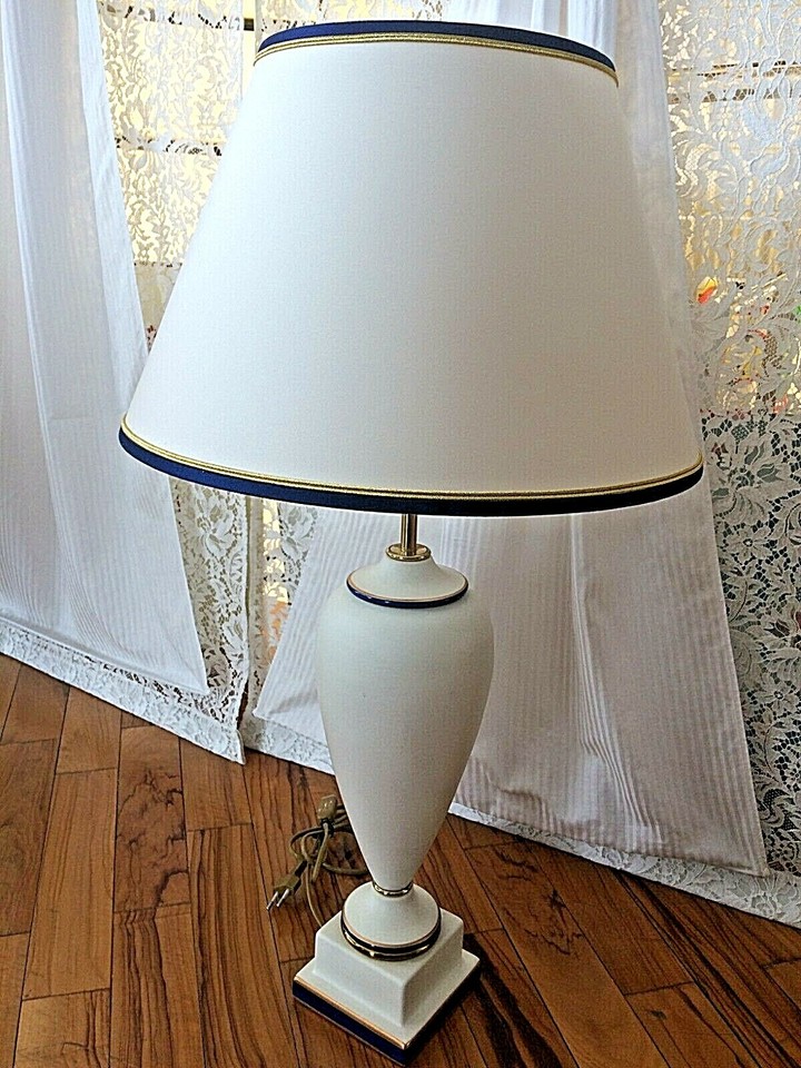 SIGMA ELLE DUE - LAMPADA DA TAVOLO CLASSICA IN CERAMICA E PARALUME ...