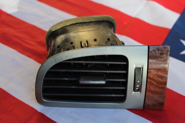 2007-2014 Chevrolet Suburban OEM Left Front Driver Side Dash Air Vent ...