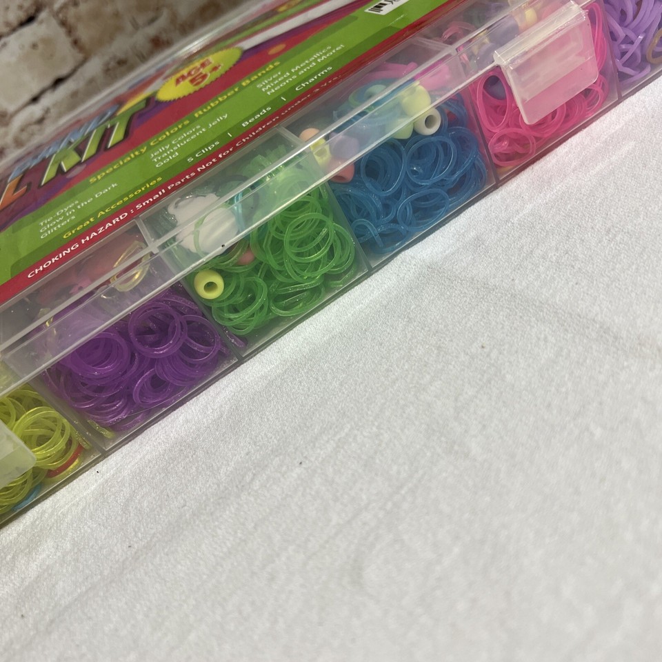 DASKID Loom Band Refill Kit in Storage Box (NEW) Rubberbands Clips ...