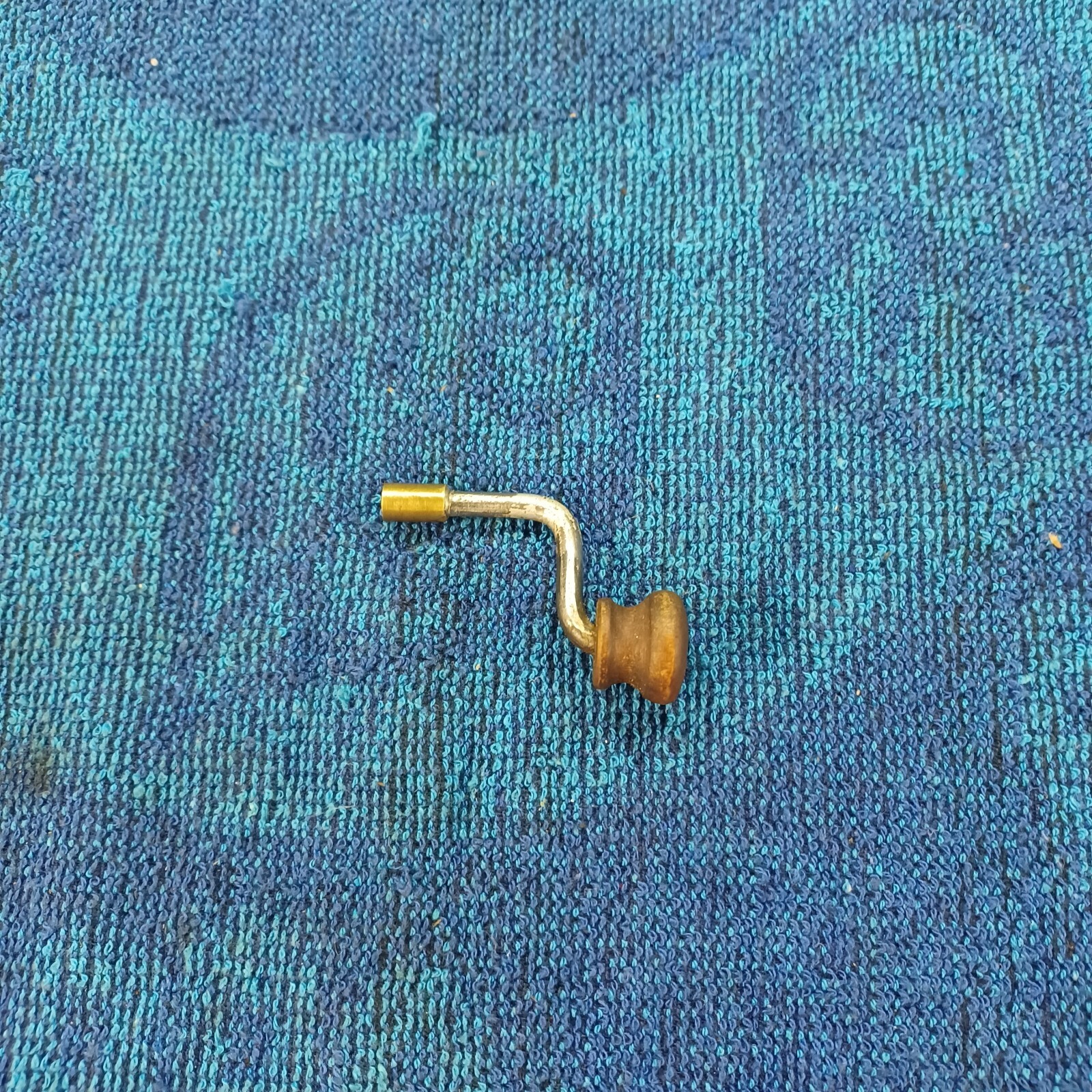 VERY SMALL HAND CRANK 1/4" FEMALE THREADED | eBay