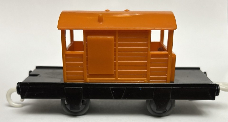Thomas & Friends Tank Train Trackmaster Cargo Orange Brake Van 2009 | eBay