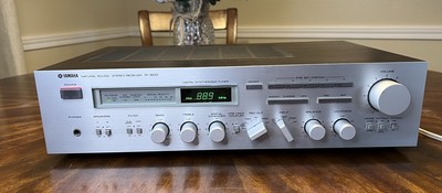 Yamaha R-900 Stereo Preamplifier/Tuner Very Nice Unit Pristine ...
