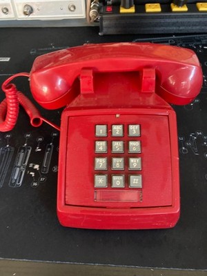 RED HOT LINE Touch Tone Phone for DOD classified use in the era of ...