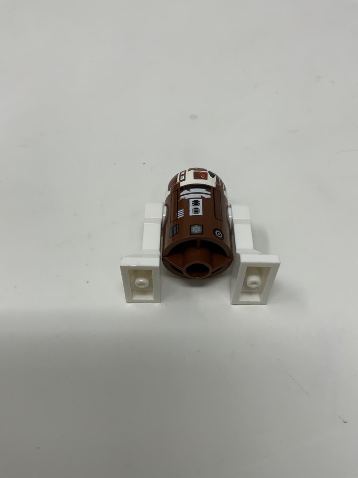 LEGO® STAR WARS™ Minifigure R7-D4 Astromech Droid from 8093 | eBay