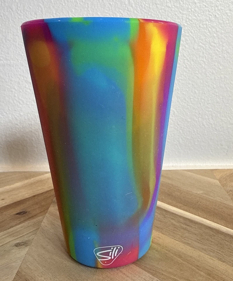 Buc-ee’s Soft Tie Dye Silipint Silicone 16oz Pint Glass Colorful Swirl ...