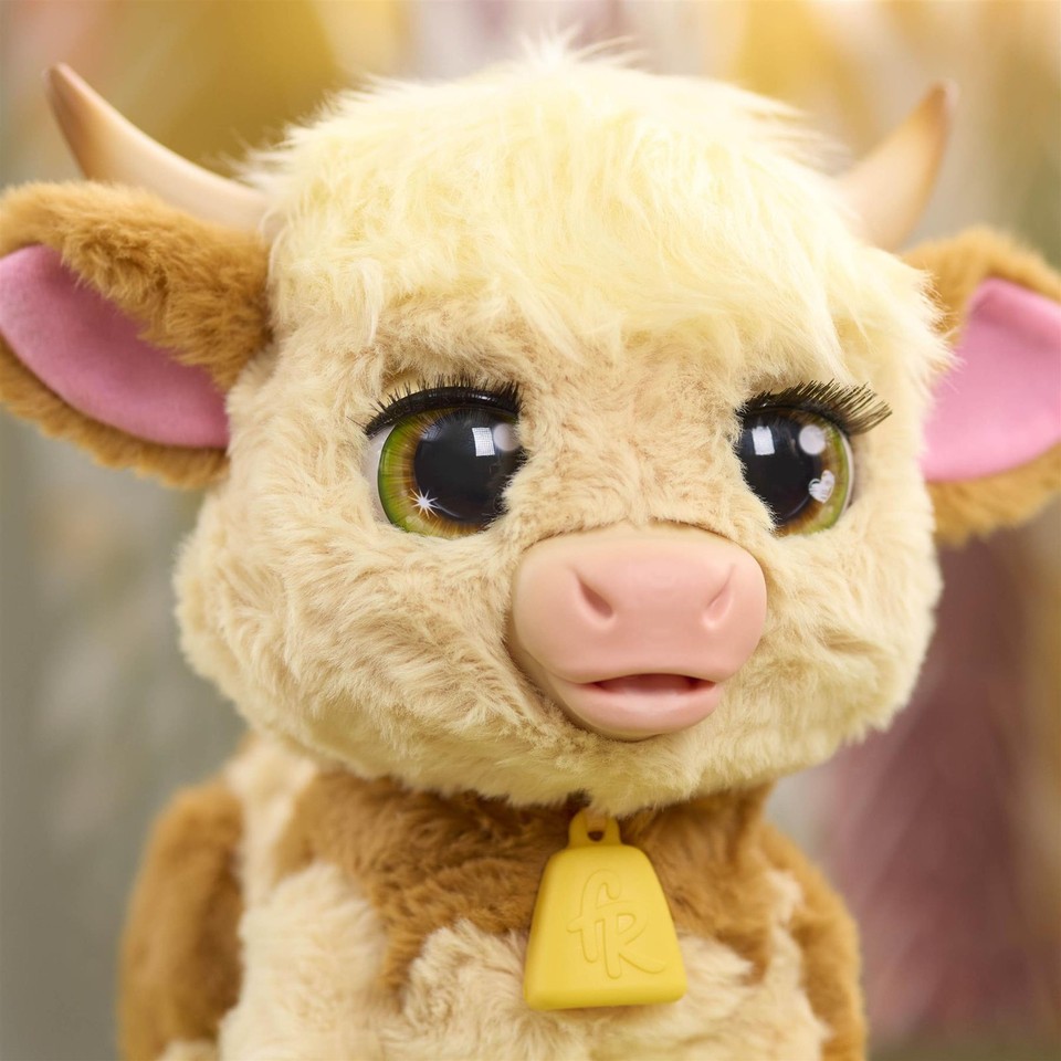 FurReal Maggie the Feed & Follow Cow Interactive Electronic Pet | eBay
