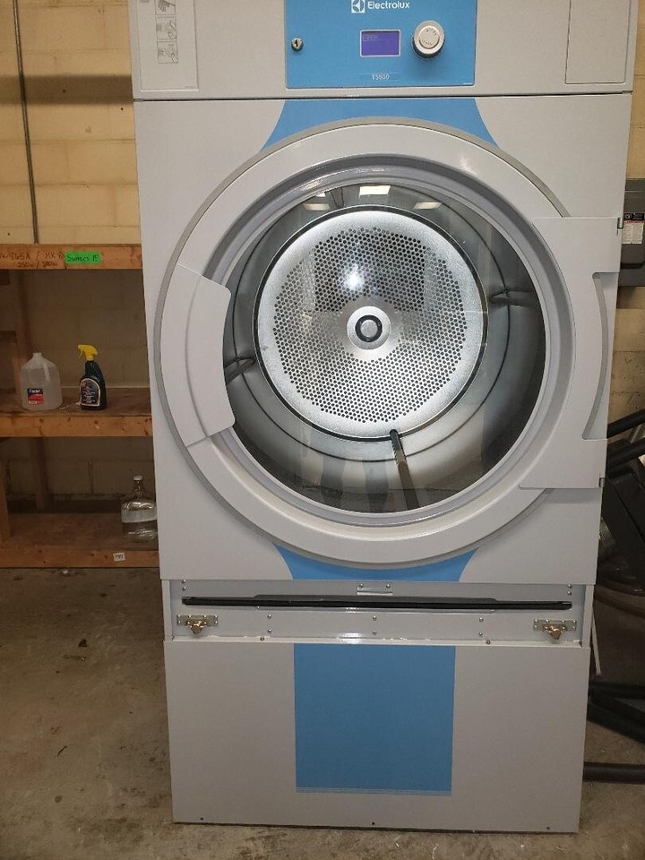 used commercial washer & dryer. Miele PW6207 45 lbs w/base, Wascomat ...