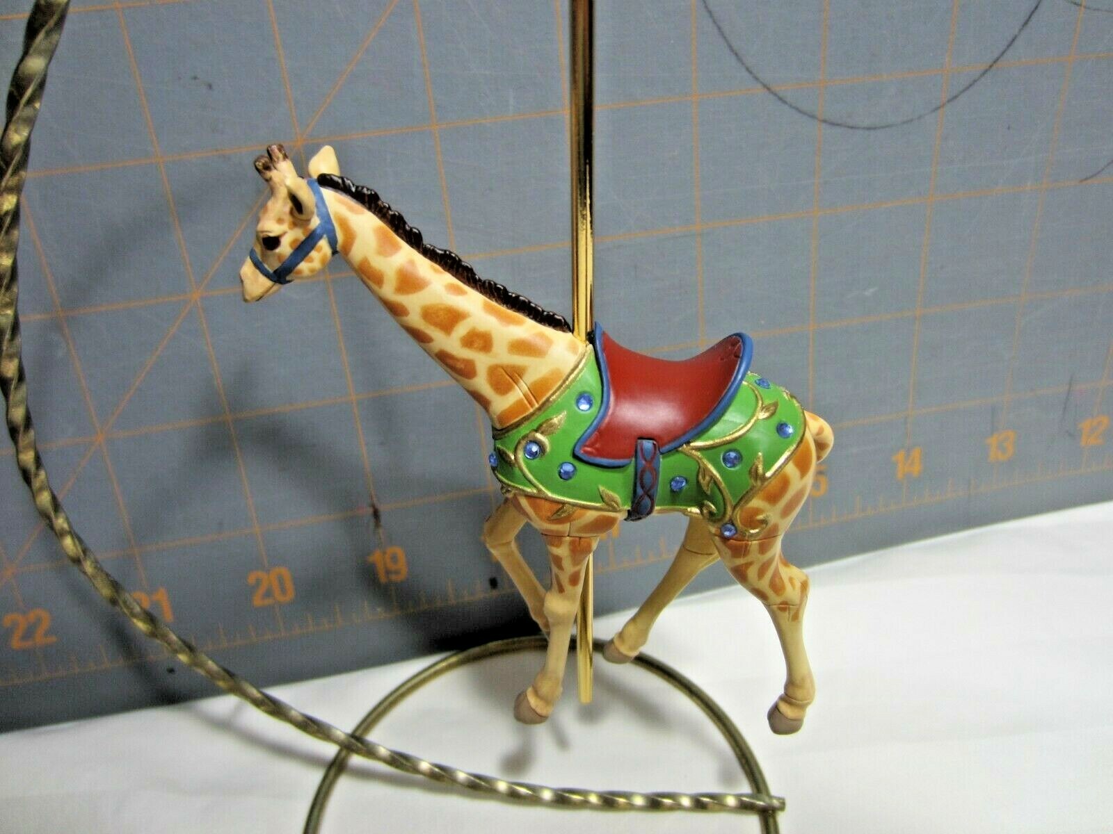 2005 Hallmark QX2012 " Proud Giraffe -- Carousel Ride - 2nd" Ornament ...