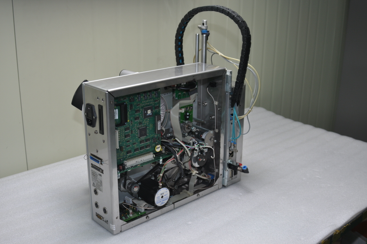 CAB Hermes 4F Industrial Label Printer and BRADY Tamp Applicator 4200 ...