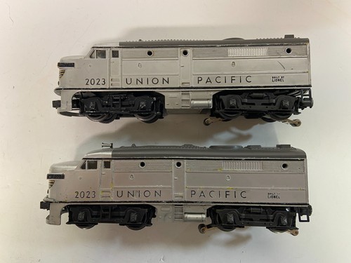 Lionel Union Pacific Alco AA Set 2023 Silver Diesel Engine & Dummy ...