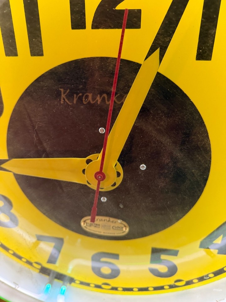 VTG Yellow Bullseye Neon Clock Advertising Co Kitchen Bar Cafe Kranker ...