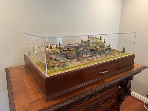 Z-Scale Model Train Layout – Victorian Village Diorama – One Of A Kind ...