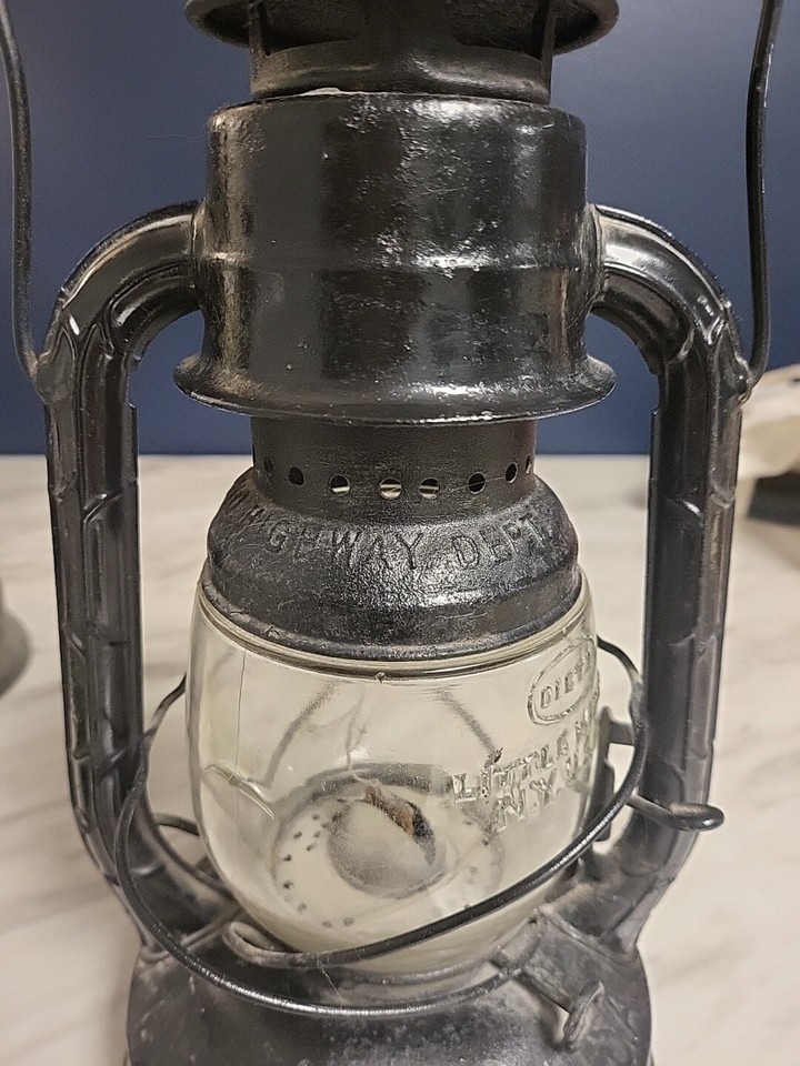 Vintage Dietz LOC-NOB LITTLE WIZARD Railroad- Barn Lantern | eBay