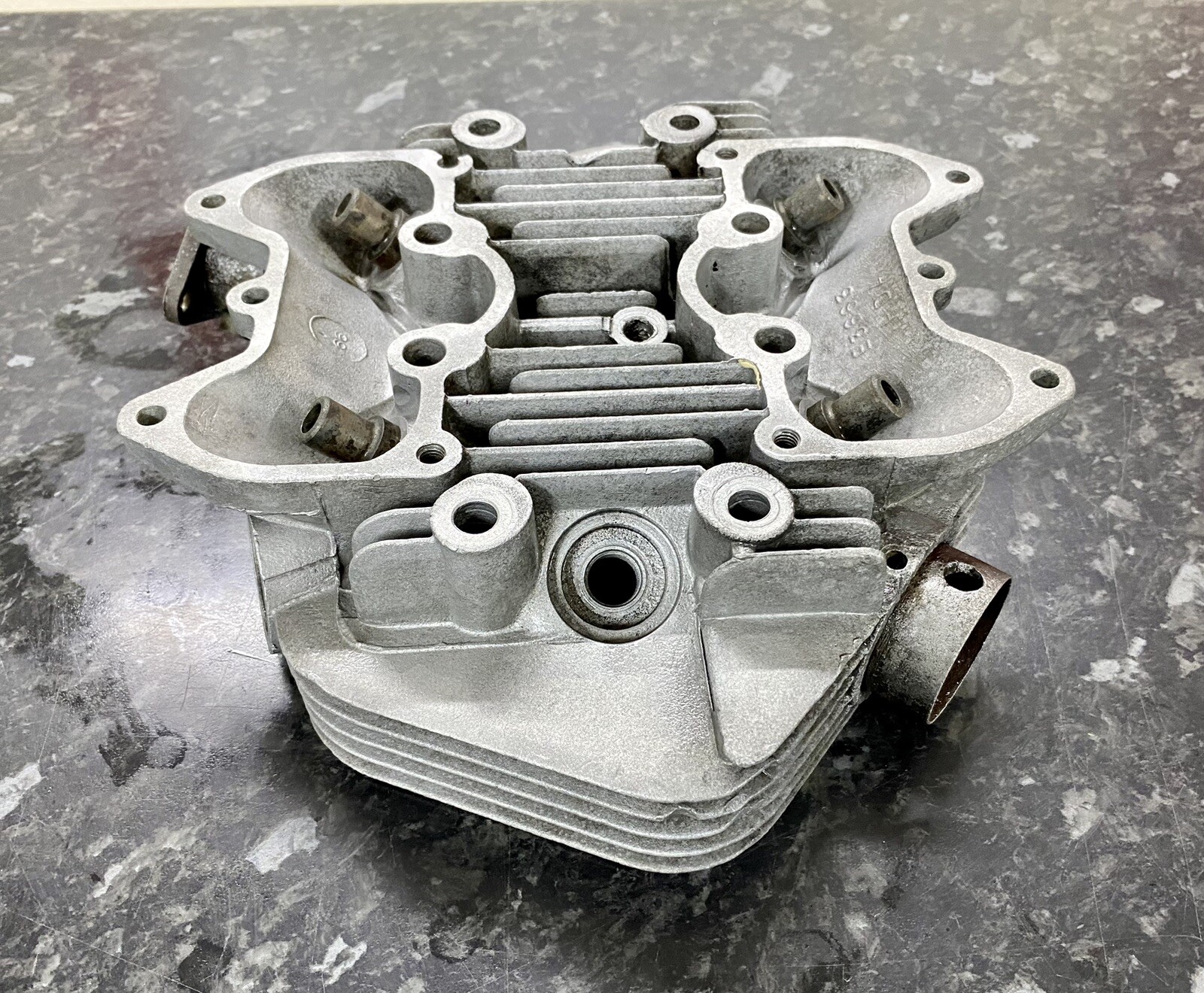 TRIUMPH T120 650 BONNEVILLE 9 STUD CYLINDER HEAD Classic Race ...