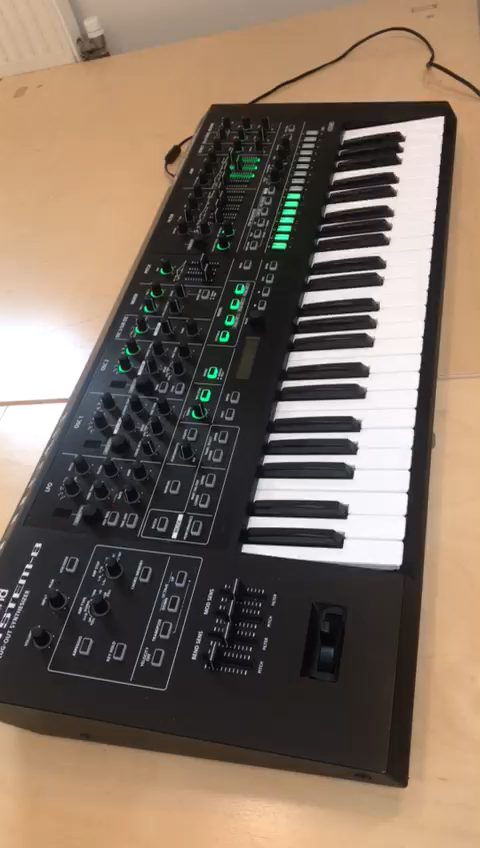 Roland System-8 49-Keys Plug-Out Keyboard Synthesizer - Black ...