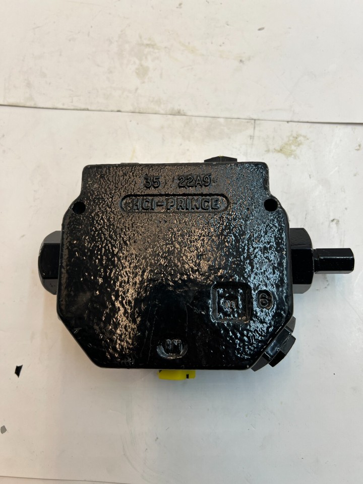 HCI Prince Hydraulics Divider Valve 35 22A9 | eBay