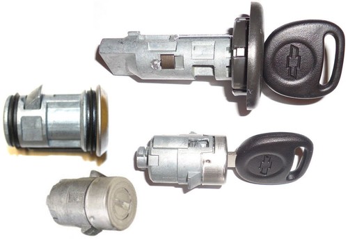 CHEVY OEM IGNITION LOCK + PAIR DOOR LOCK CYLINDERS + SPARE/TIRE LOCK W ...