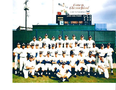RARE!!! 1969 SEATTLE PILOTS 8X10 PHOTO HARPER HEGAN BASEBALL SICKS ...