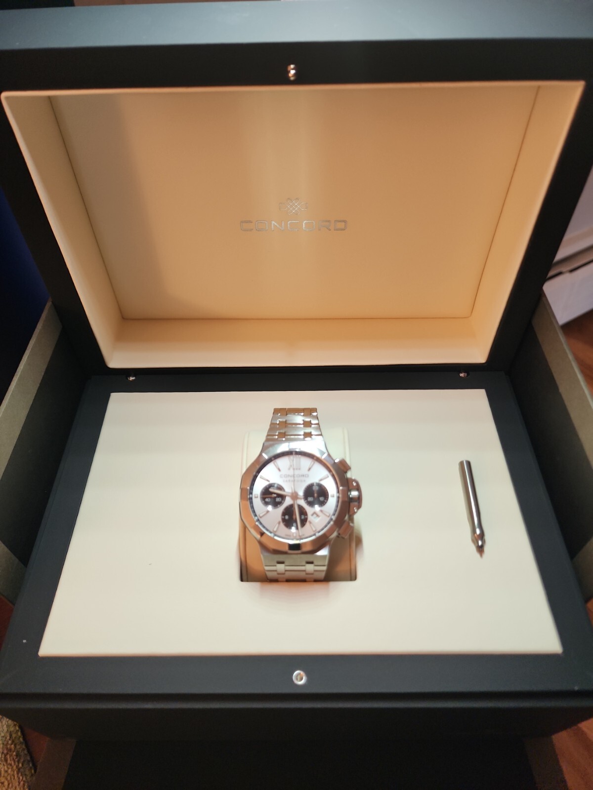 RARE! Concord Saratoga Chronograph Automatic Bracelet Watch 43mm Panda ...