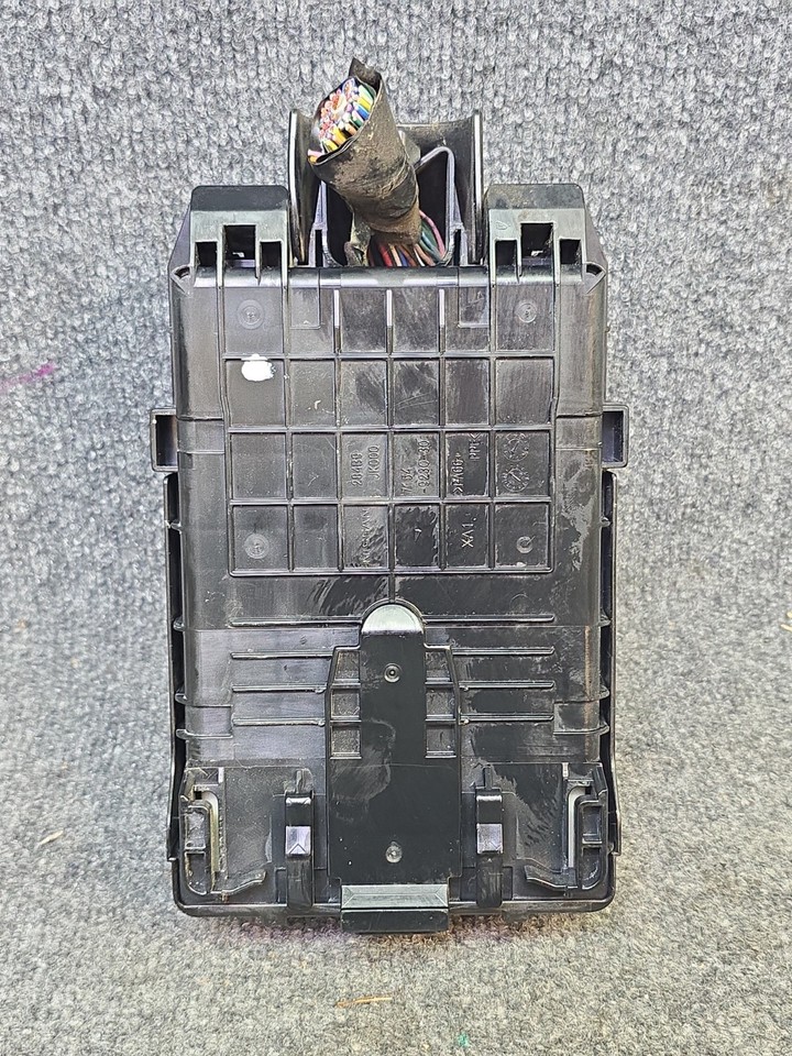 07 08 09 12 Infiniti G35 G37 Fuse Box Body Control Module Unit ...