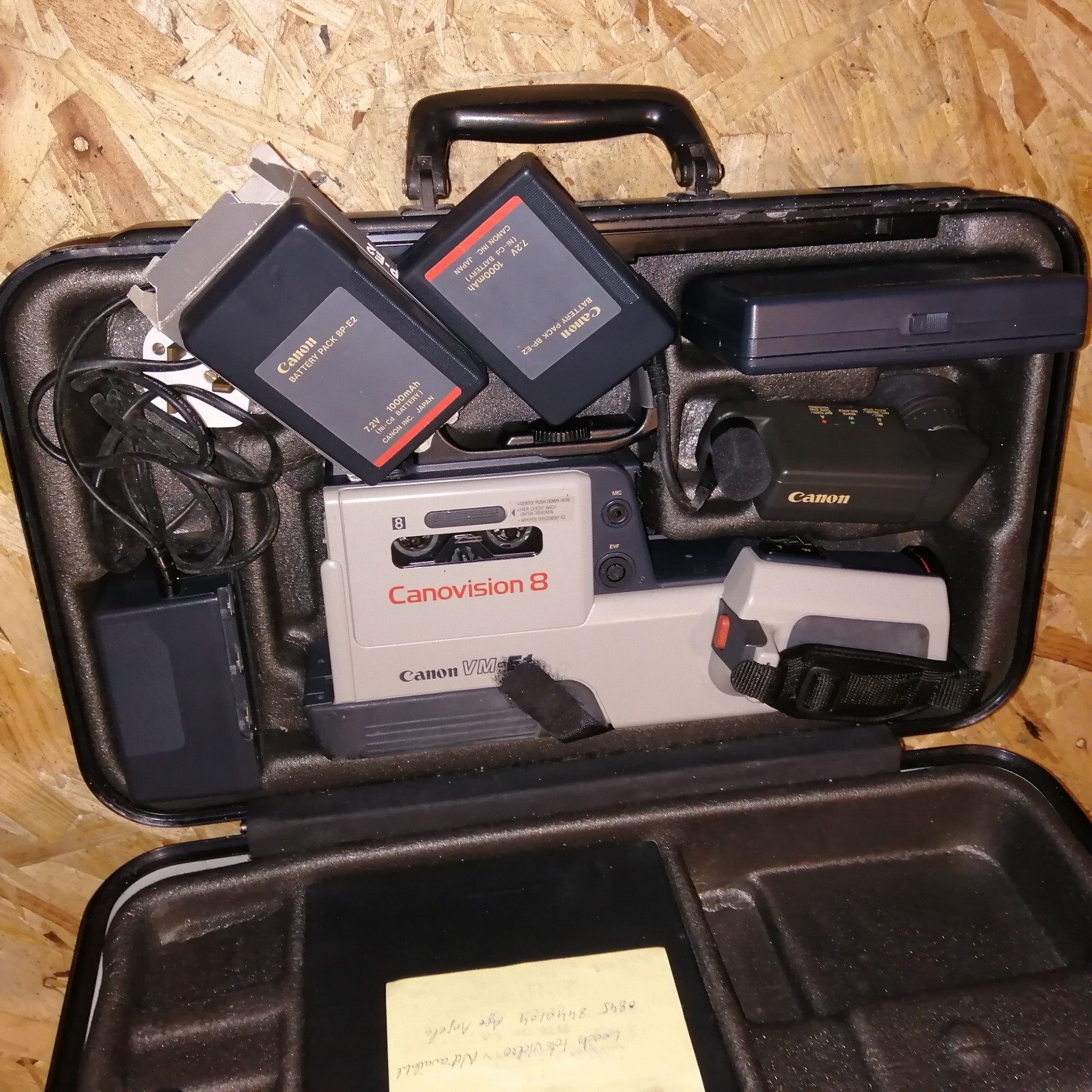 Vintage Canovision 8 Canon VM-E1 Video Camera with 2 Batteries Charger ...