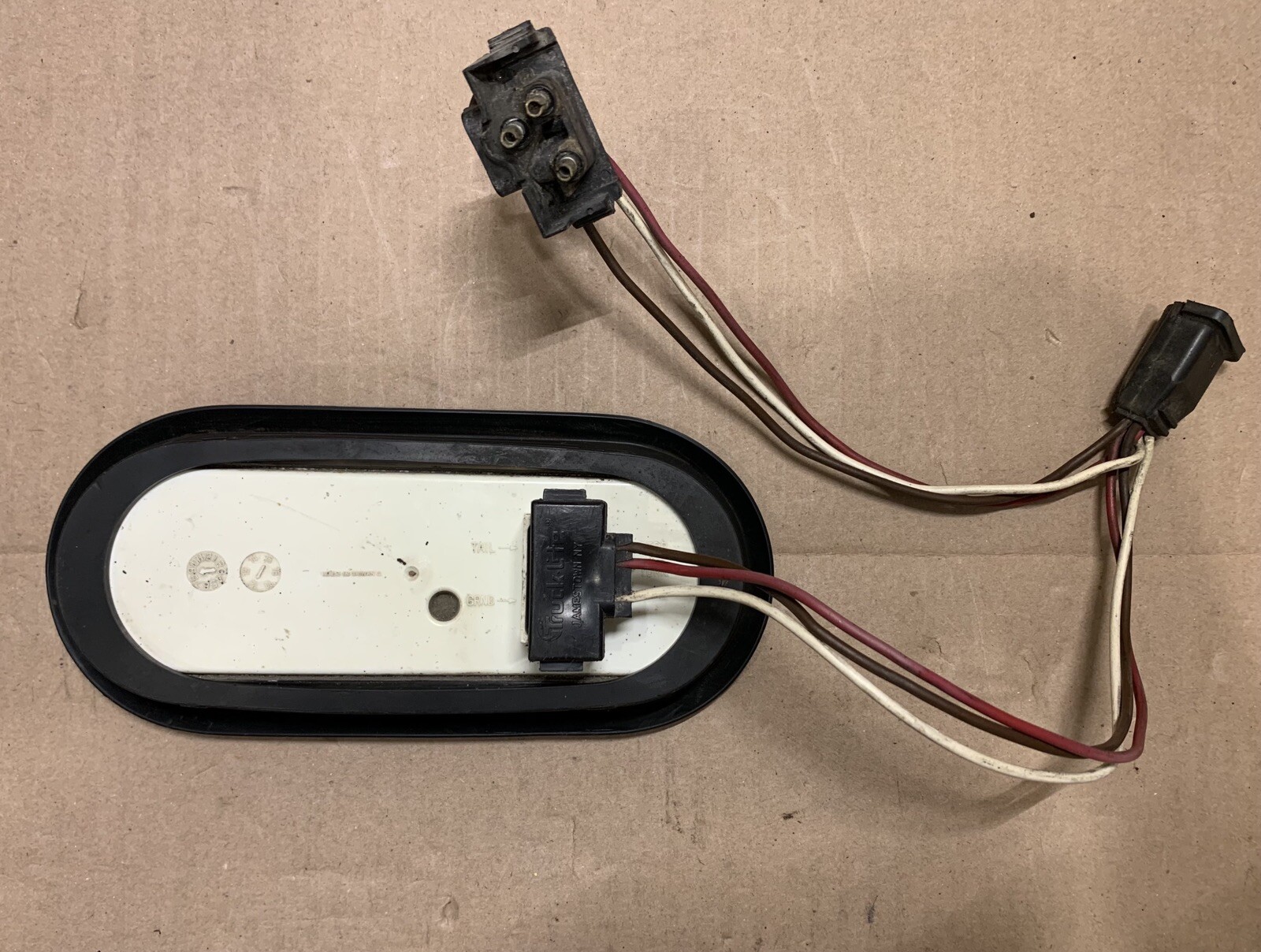 TRUCKLITE MODEL 60 TAIL LIGHT, WHITE LIGHT | eBay