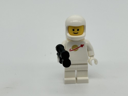 Lego Classic Spaceman - White Air Tanks and Updated Helmet From Set ...