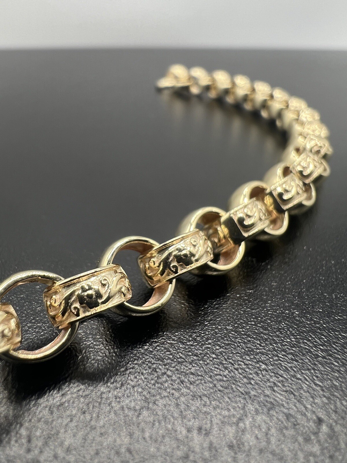 9ct Yellow Solid Gold 6.7mm Round Plain & Engraved Belcher Chains ...