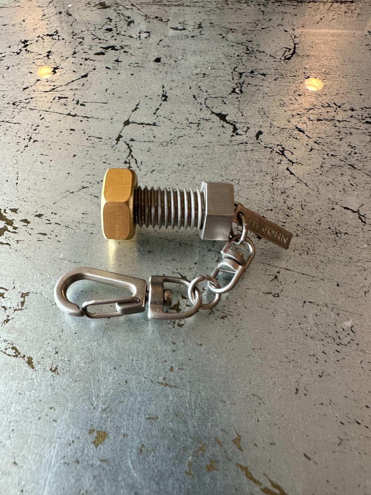 ST. JOHN KEY CHAIN Neiman Marcus Nut and Bolt Silver & Gold Color ...