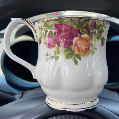 Royal Elbert Old Country Roses Coffee Cup Bone China England Copy 1962 ...