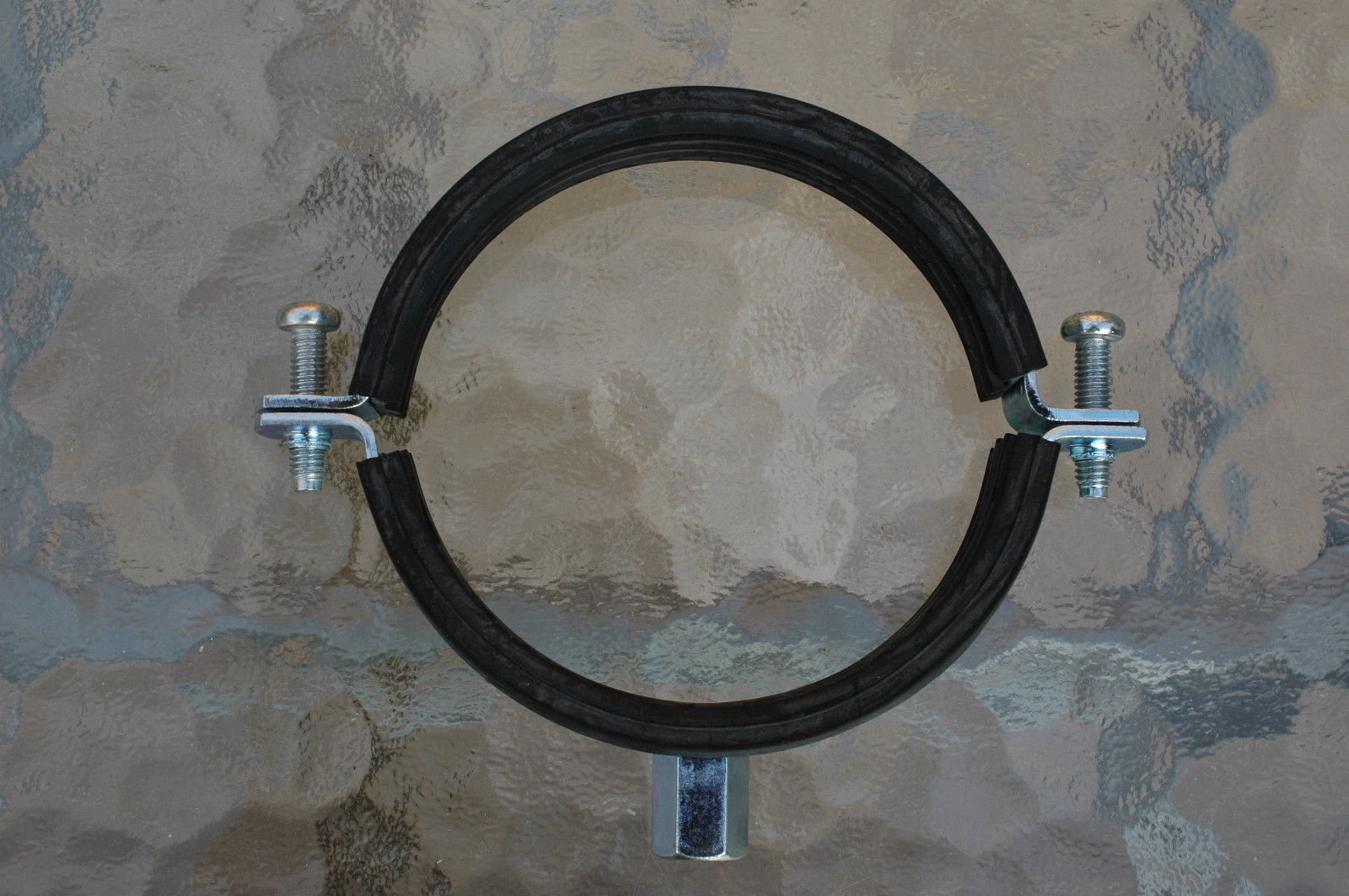 Boiler Flue Brackets All Sizes From 48mm - 125mm - Zinc Coated - 300mm ...