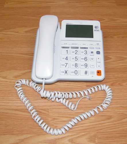 Genuine AT&T (CL4940) Single Line White Corded Telephone w/ Answering ...