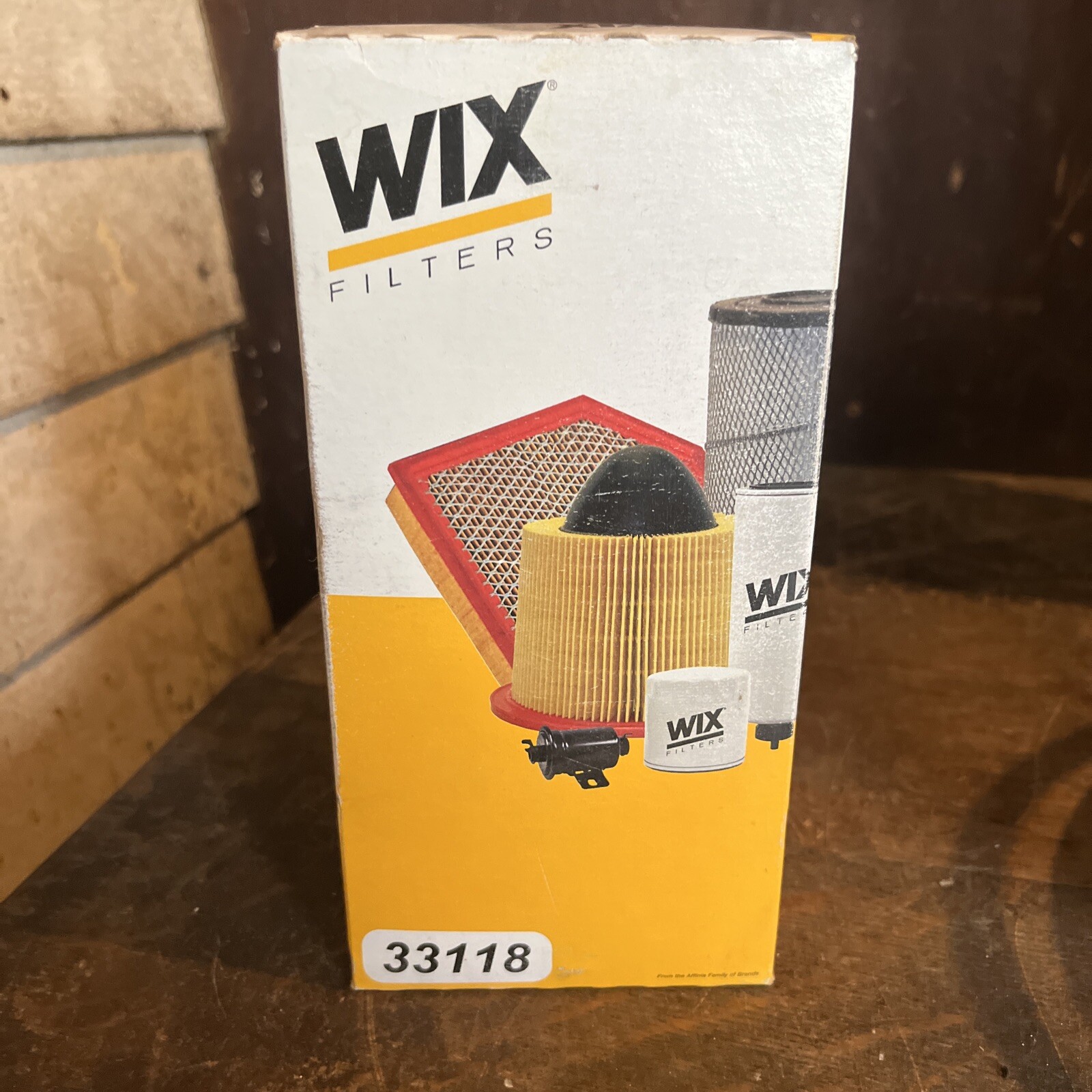 WIX 33118 - Fuel filter cross reference