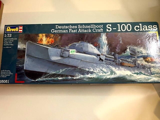 REVELL #05051 DEUTSCHES SCHNELLBOOT GERMAN FAST ATTACK CRAFT S-100 KIT ...