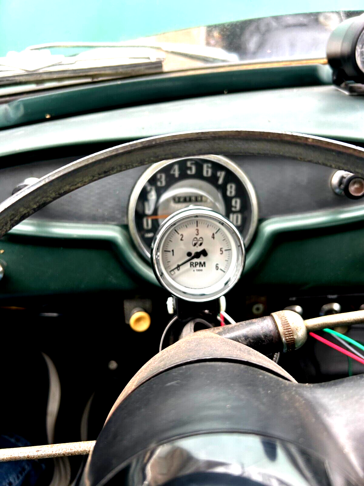 "6 Volt Positive or Negative Ground White Compact Moon Eye Tachometer 2 ...