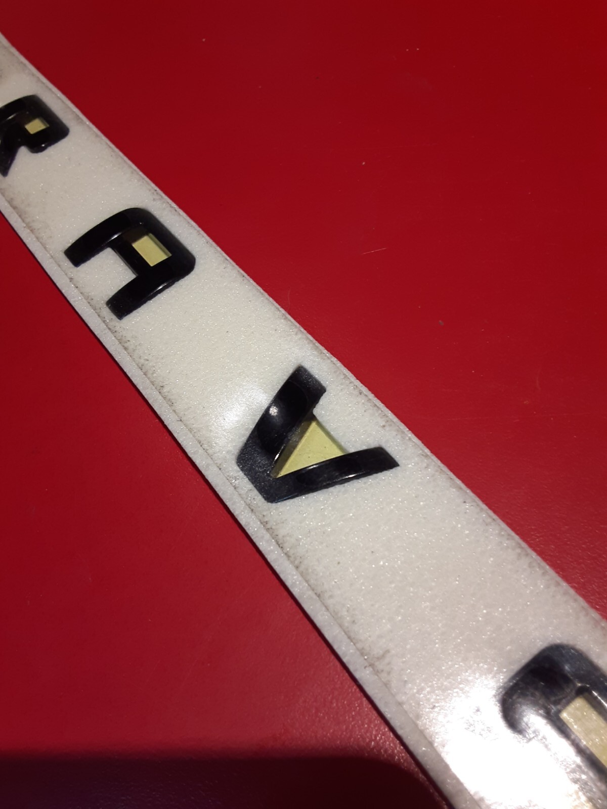 84411916 NEW without bag genuine GM part TRAVERSE Black nameplate FREE ...