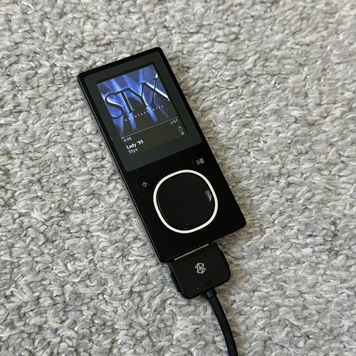 Microsoft Zune 8GB Black Digital Media Player Model 1125 Bad Battery | eBay