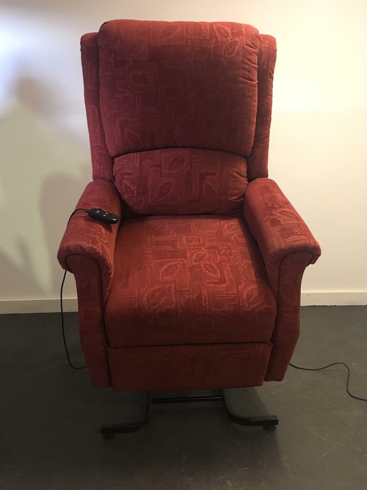 Restwell Chicago Electric Rise & Recline Chair. Single Motor. Vat ...