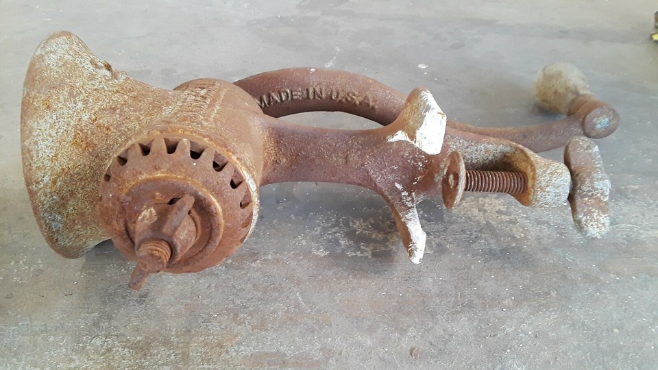 vintage No. 2 UNIVERSAL GRINDER Food Meat Chopper HAND CRANK table ...