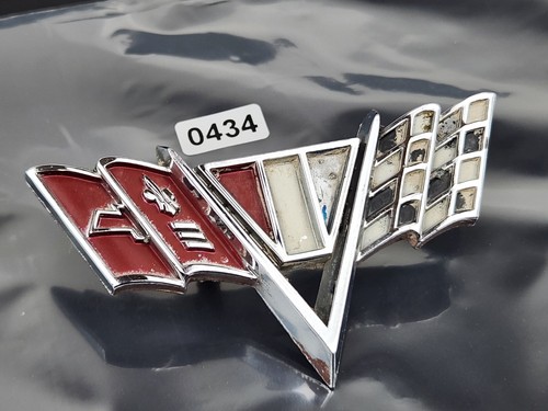 1964 - 1967 Chevrolet Cross Flag Emblem Corvette Impala OEM 3840318 ...