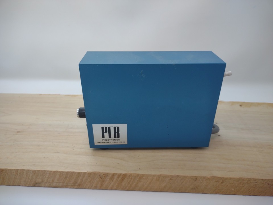 PCB PIEZOTRONICS 484B ICP POWER UNIT SENSOR SIGNAL CONDITIONER 115V | eBay