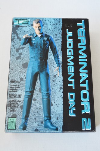 Horizon Original Terminator 2: Judgment Day 1/5 Scale T-1000 Vinyl ...