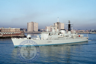Royal Navy Type 42 Destroyer HMS EXETER (D89) - 6x4 (10X15) Photograph ...