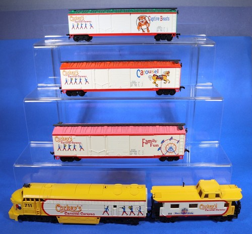 IHC HO Scale Corkey's Carnival Caravan Billboard Train Set 711 | eBay