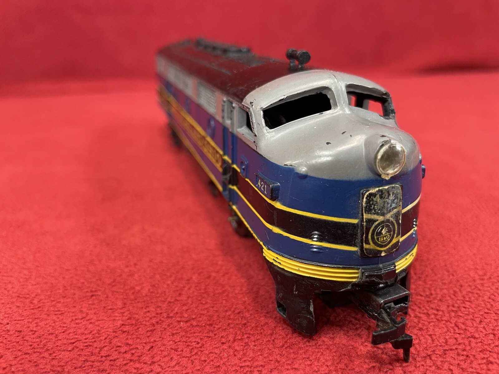 Lionel-Gilbert-Ho-Revell & Atlas Train Set Lot Engine- Towers-Building ...