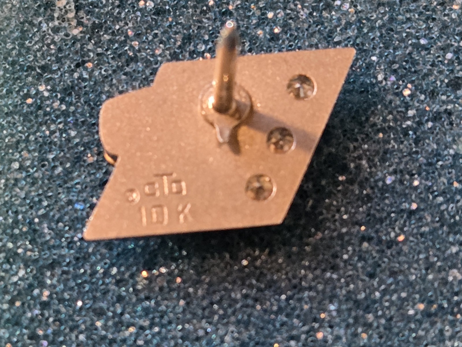 VTG SUBURBAN PROPANE SERVICE AWARD PIN THREE CLEAR STONES STAMPED 10K ...