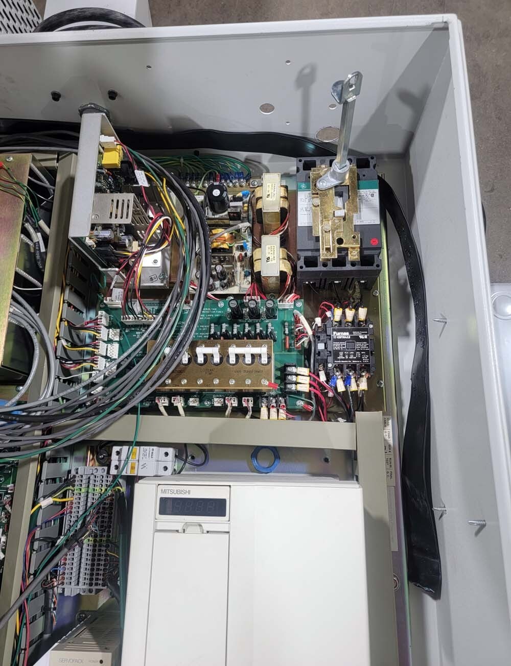 Haas model 3 control and electrical cabinet. Inv 46265 | eBay