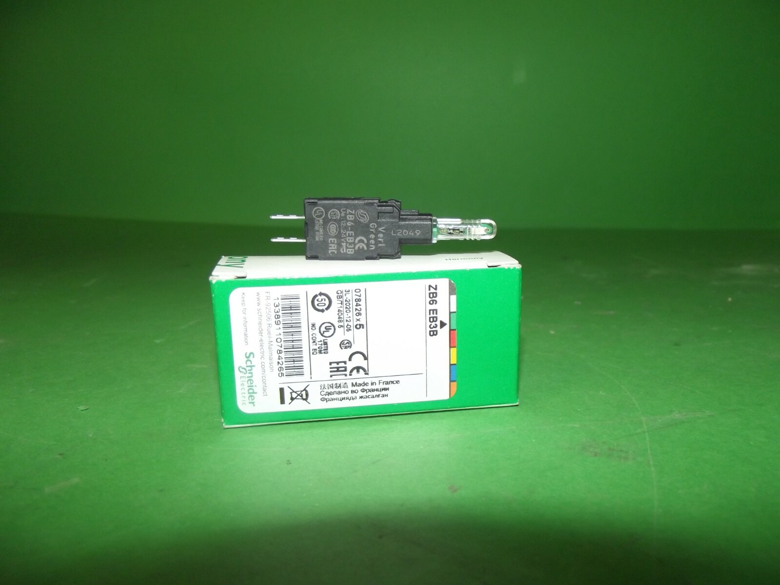 Schneider Electric ZB6 EB3B GREEN 5 pcs in 1 box . | eBay